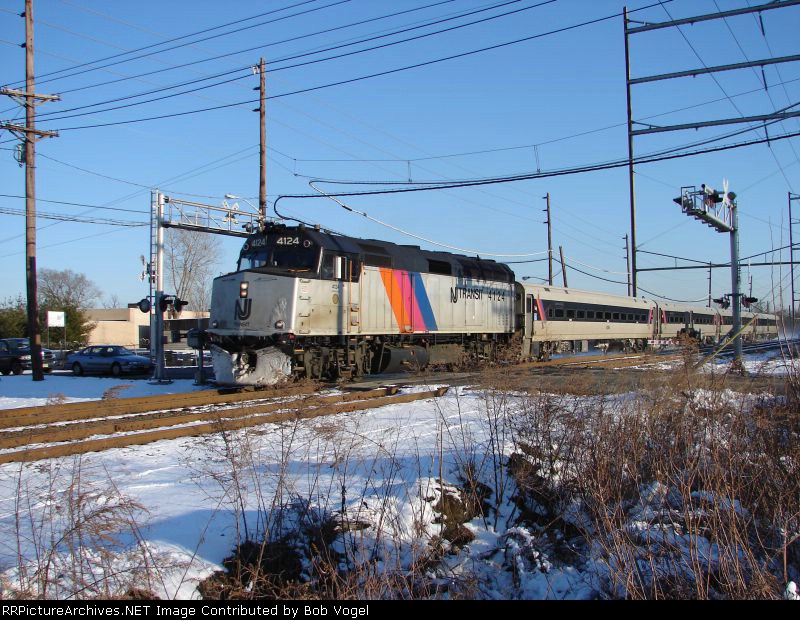 NJT 4124